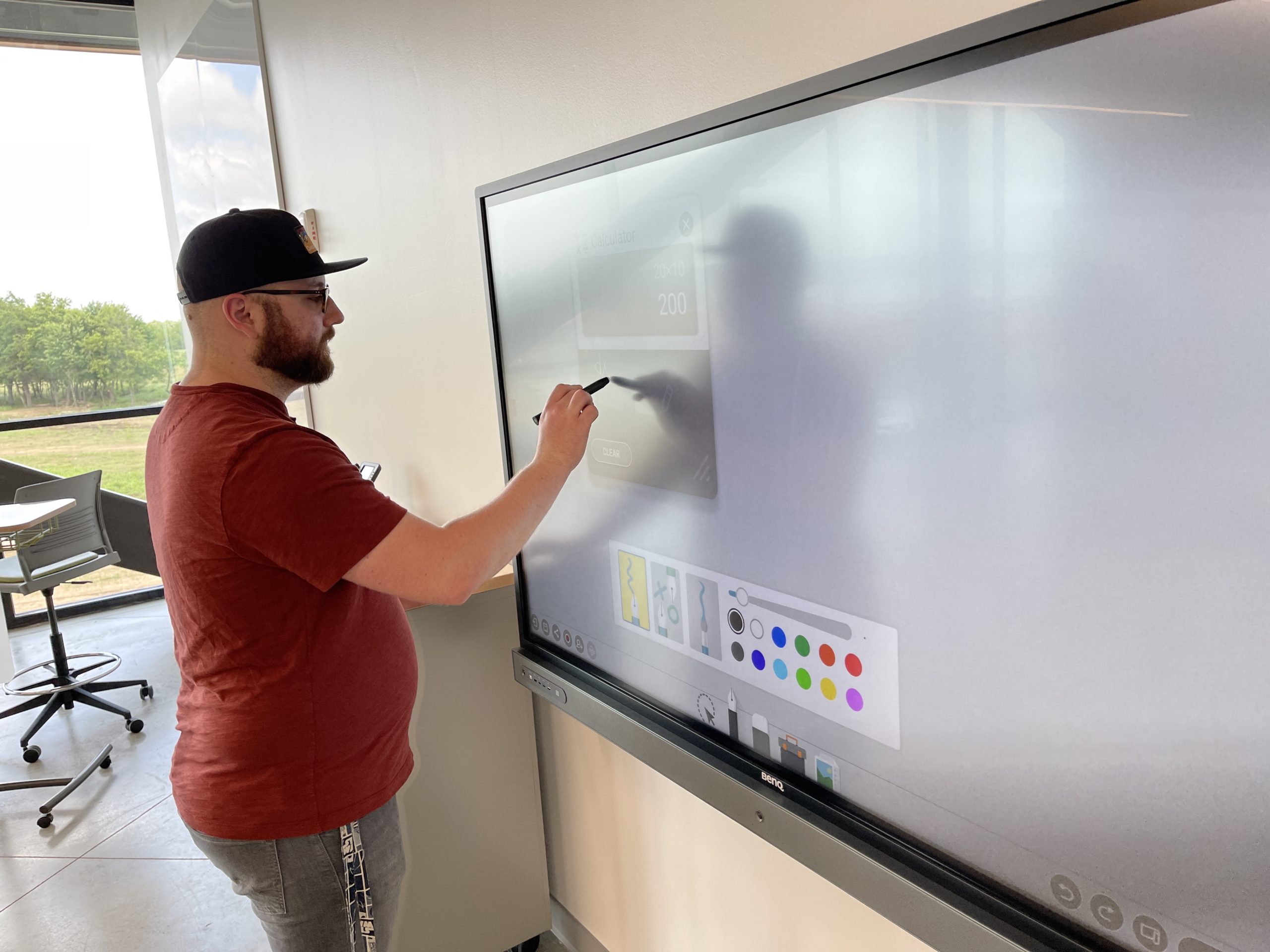 Broken Arrow School District Selects Feature-Rich BenQ Interactive ... Broken Arrow School District Selects Feature-Rich BenQ Interactive ...