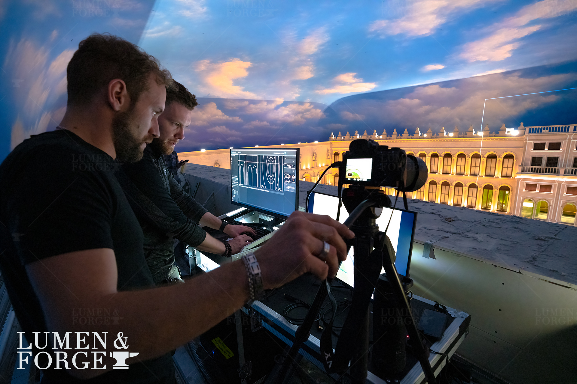 Lumen & Forge Partners with the Venetian Resort on a Projection Mapping Show