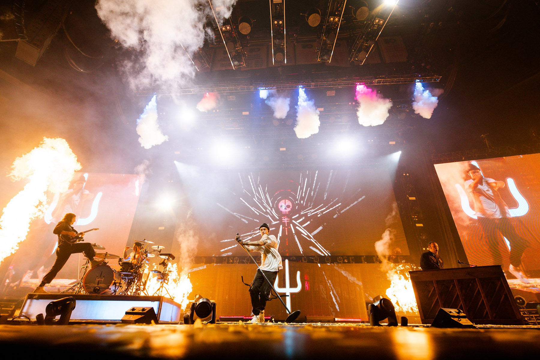 L-Acoustics K2 is the Coolest Choice for Twenty One Pilots’ Icy Tour ...