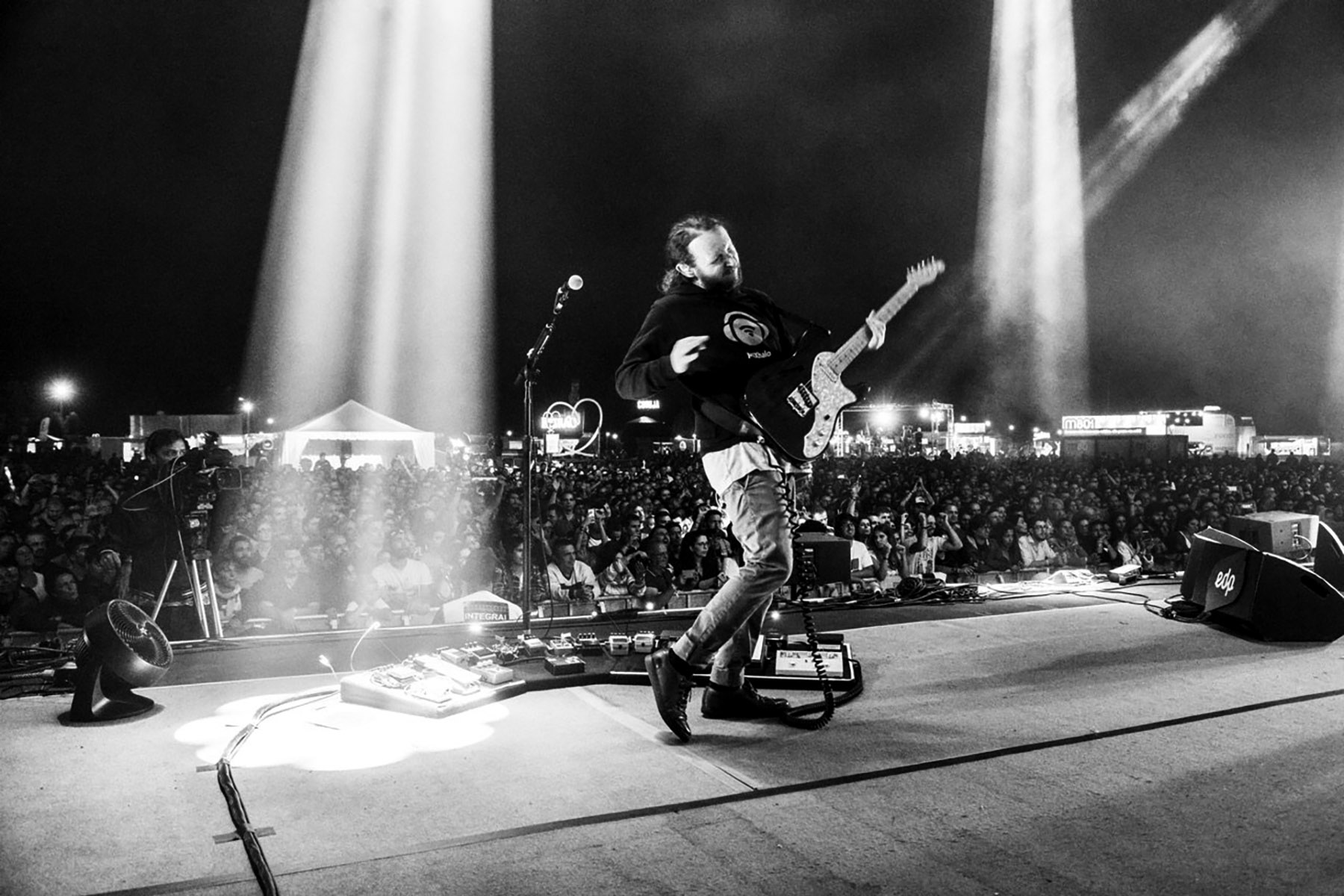 Incubus Tours with Stellar L-Acoustics K1 System and VIP Mixhalo ...