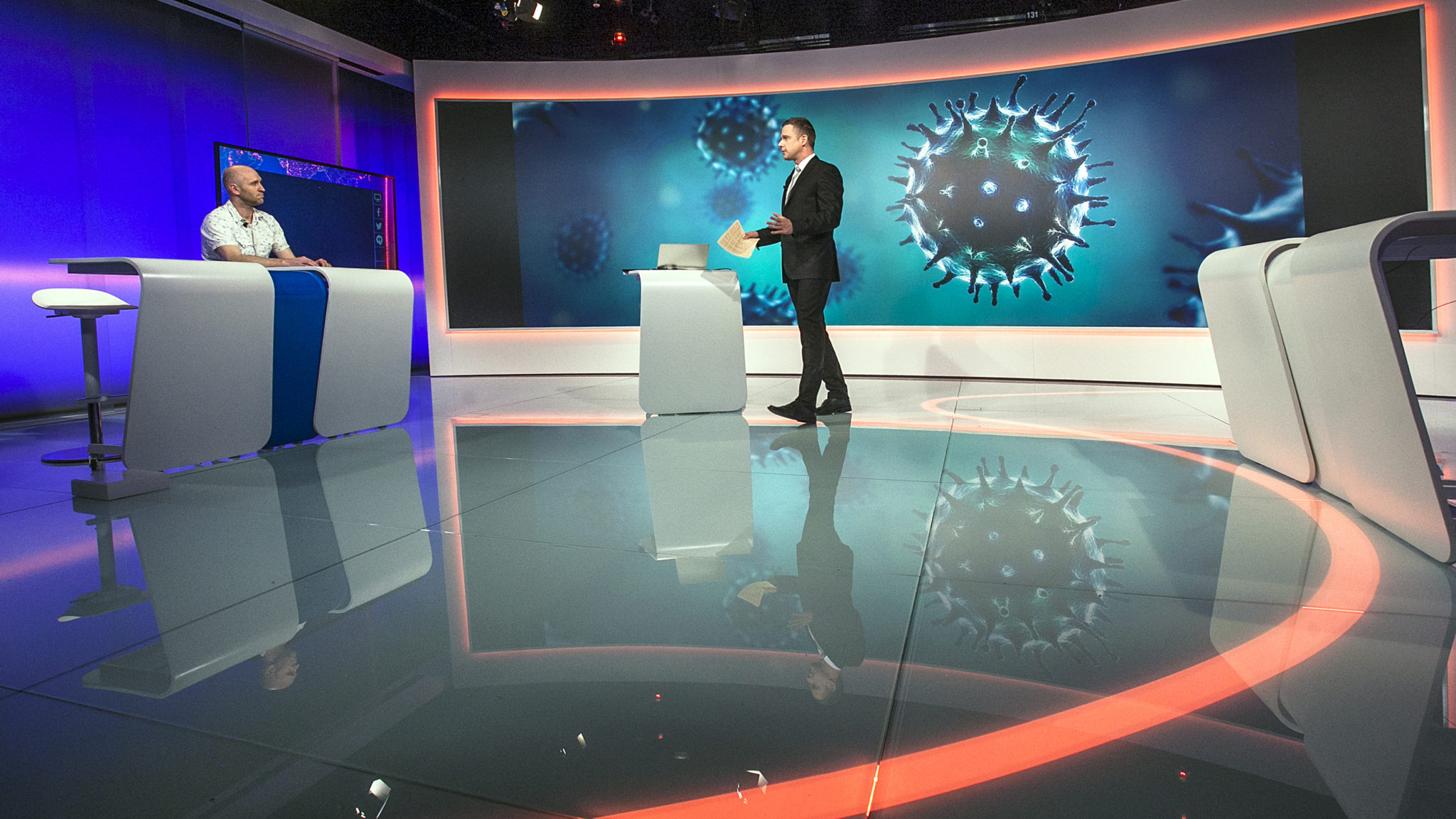 Screen Innovations Showcases FlexGlass Bendable Rear-Projection Screen ...