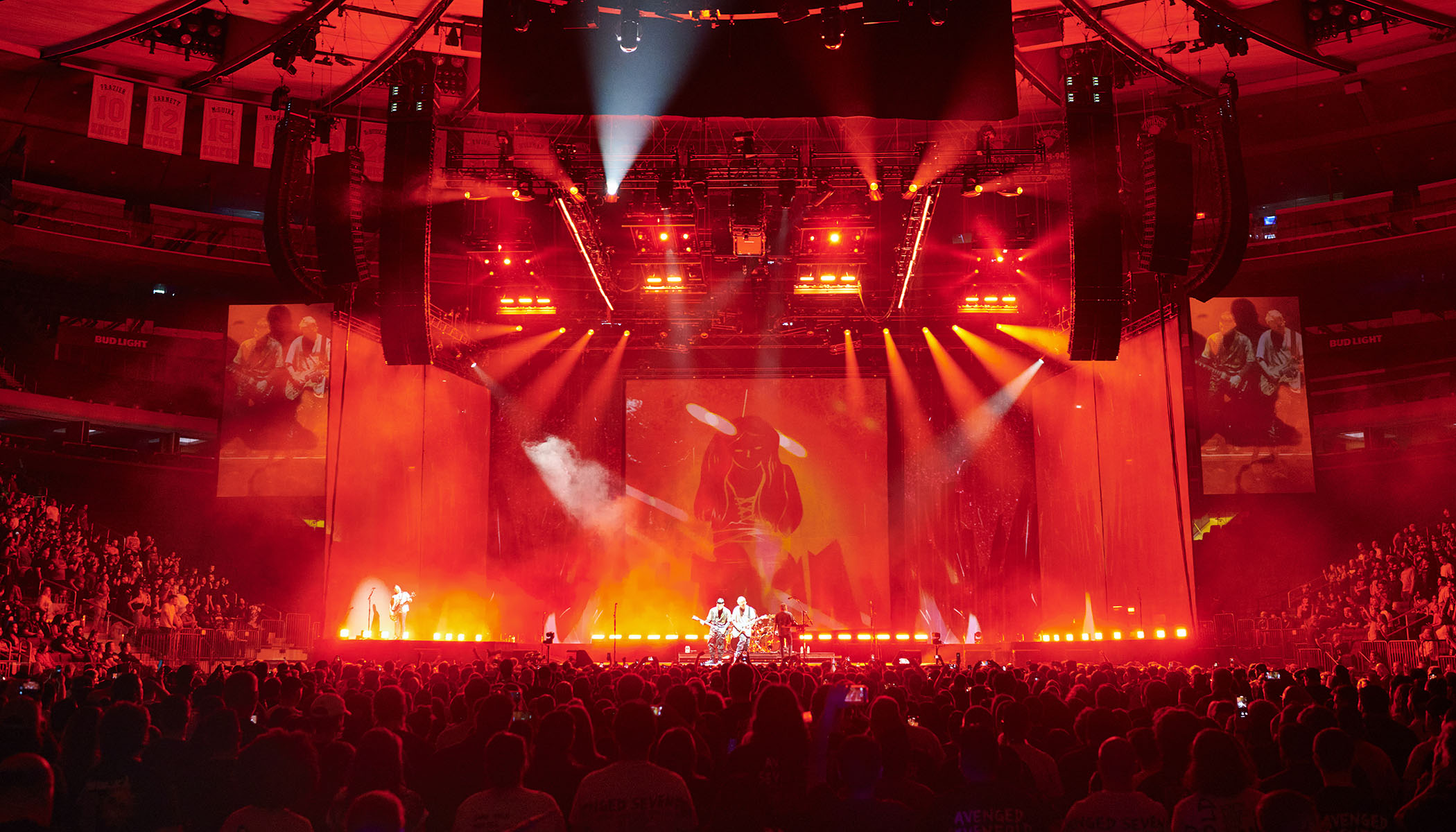 Avenged Sevenfold Lives the Dream on Tour with L-Acoustics Concert ...
