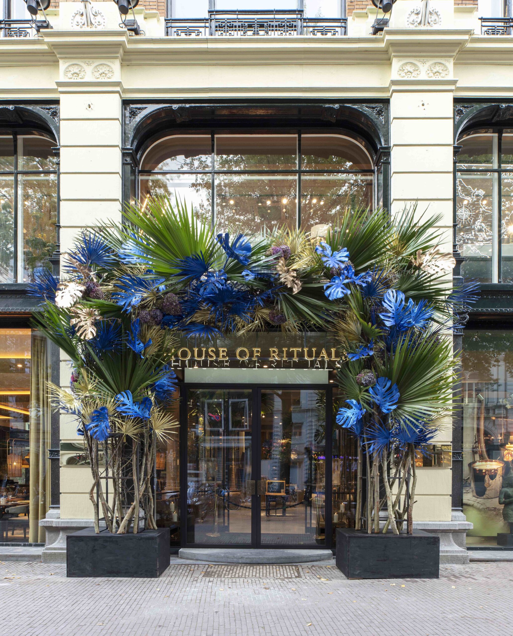 First Impression Ensures an Ideal Luxury Retail Experience in House of ...