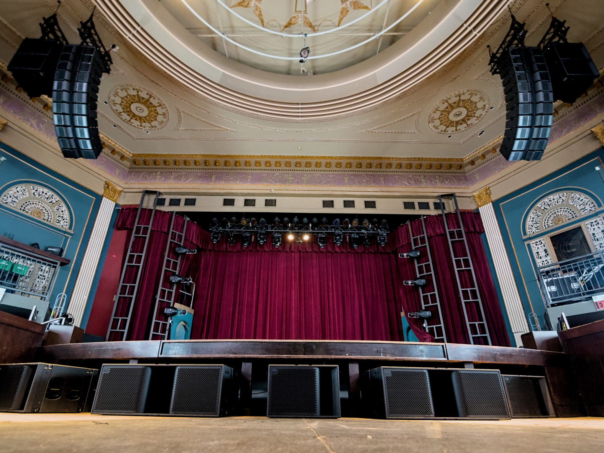 Pk Sound Mechanically Optimizes Acoustic Coverage For Historic Palace