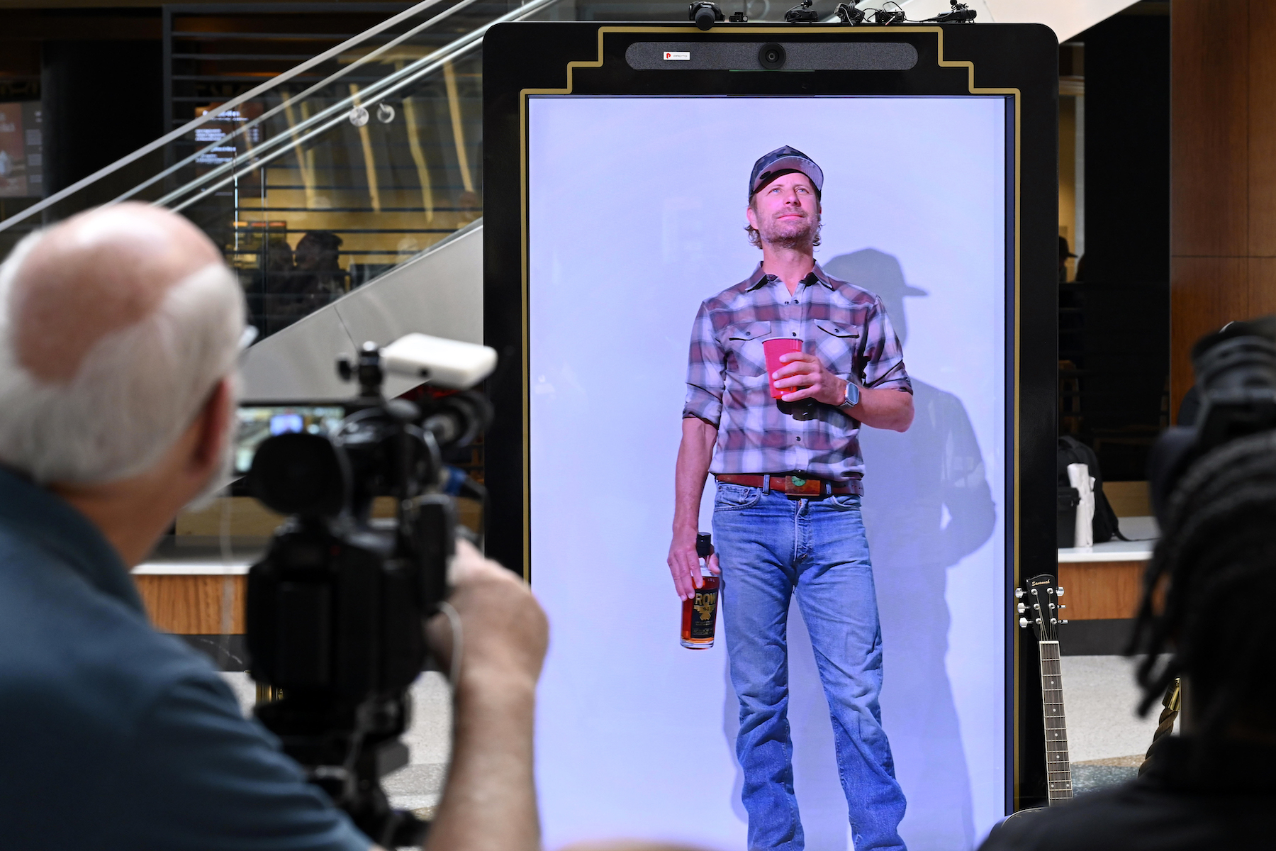 Holograms sell whiskey in Kentucky airport - Sound & Video Contractor