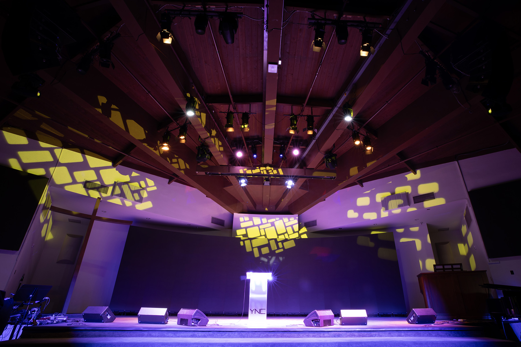 elektraLite Lights Up the Sanctuary at Young Nak Church of Los Angeles ...
